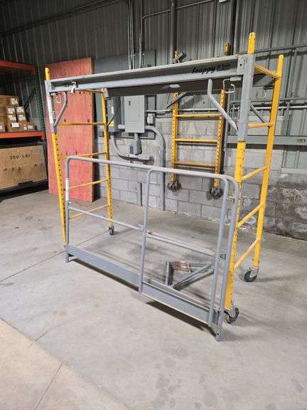Snappy 6' scaffolding - Kaufman Realty & Auctions