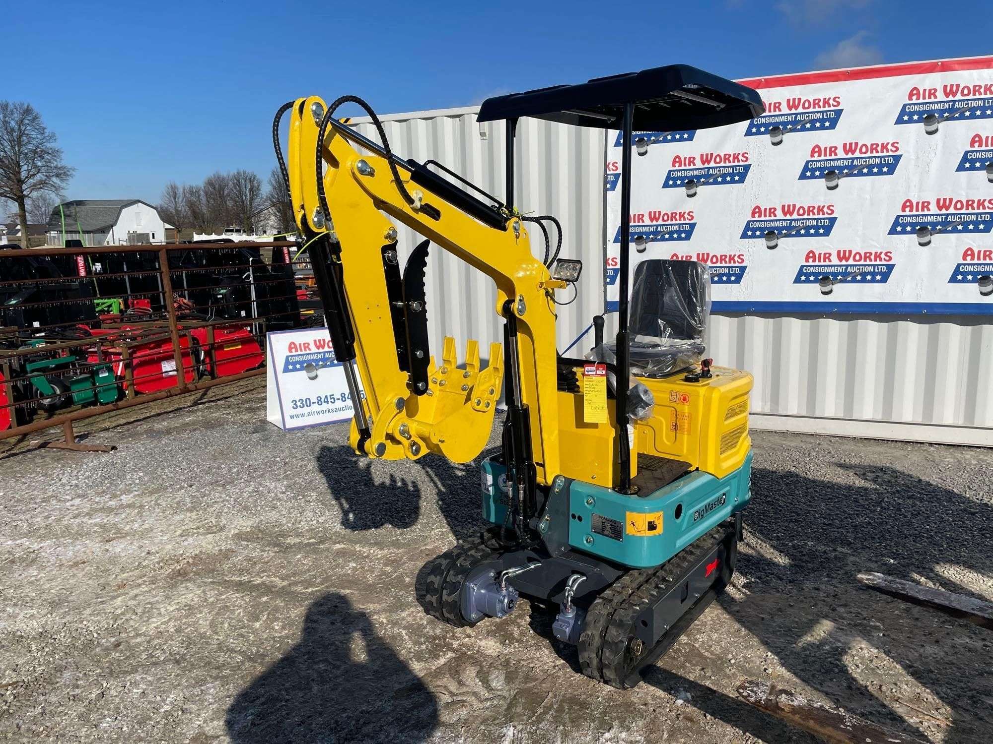 (Inv.42852) New Unused Digmaster DM100 Mini Track Excavator, 13.5 Hp ...