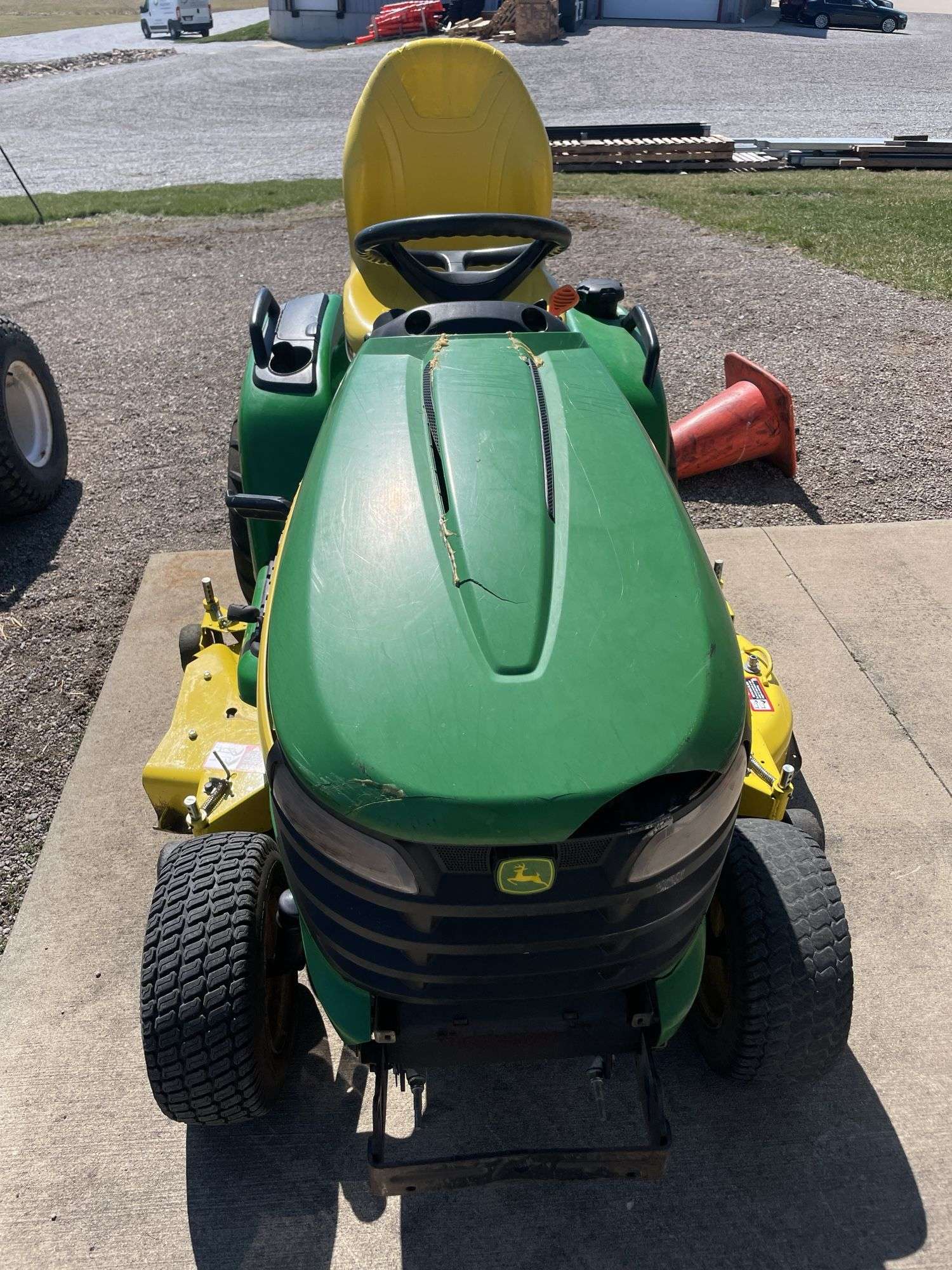 John Deere X540 multi-terrain Tractor - Kaufman Realty & Auctions