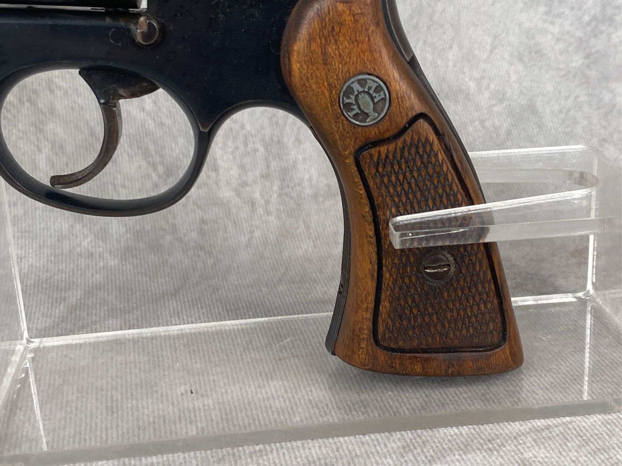 Llama Comanche 38 Special Ser# 864097 - Kaufman Realty & Auctions