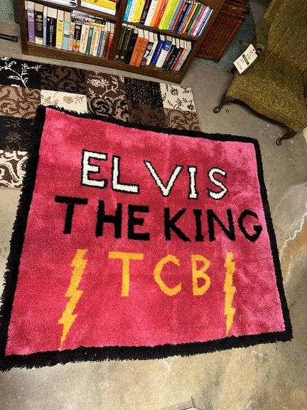 LARGE ELVIS PRESLEY THE KING TCB RUG - Kaufman Realty & Auctions