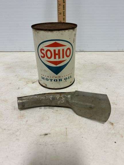 Sohio Full can Motor Oil and Oil Spout - Kaufman Realty & Auctions