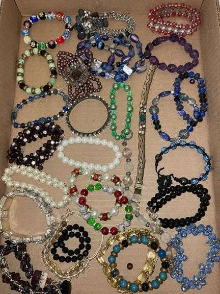 ASSORTED BRACELETS - Kaufman Realty & Auctions