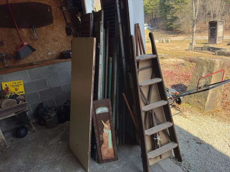 Huge lot of shutters , ladder and ironing boards - Kaufman Realty ...