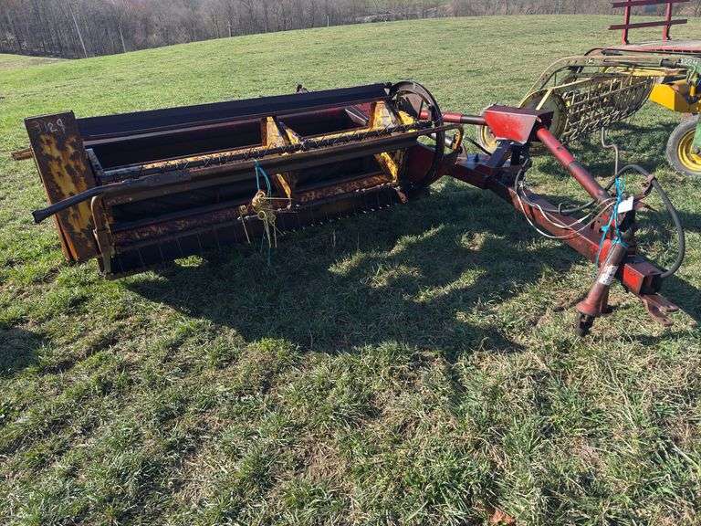 New Holland Haybine 477 - Kaufman Realty & Auctions