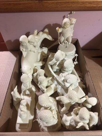 DEPARTMENT 56 SNOWBABIES - Kaufman Realty & Auctions