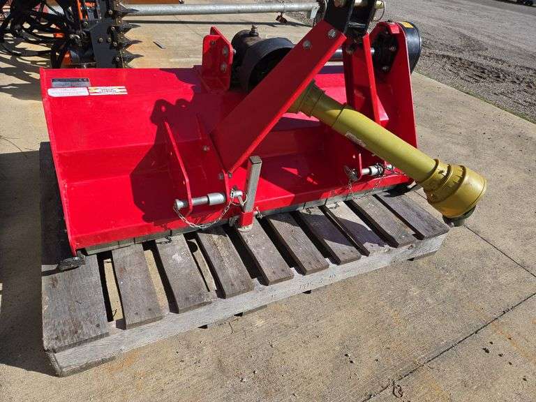 Agri-Machinery 4' flail mower 3pt mount 540RPM - Kaufman Realty & Auctions