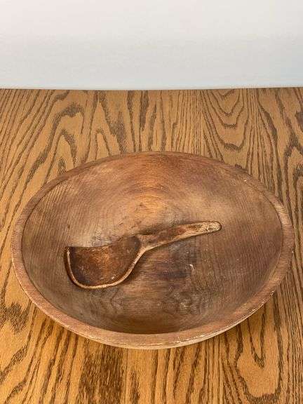 VINTAGE WOODEN BOWL & BUTTER PAT - Kaufman Realty & Auctions
