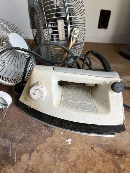 (2) smaller fans & iron - Kaufman Realty & Auctions