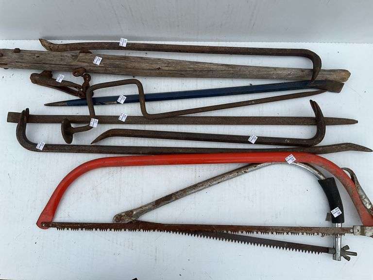 Vintage Hand Tools, Bow Sws, Crow Bars - Kaufman Realty & Auctions