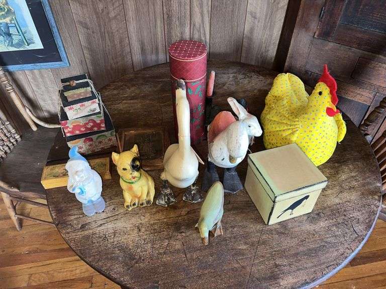 Goose decor, stuffed rooster, wooden frame, picture, cardboard present ...