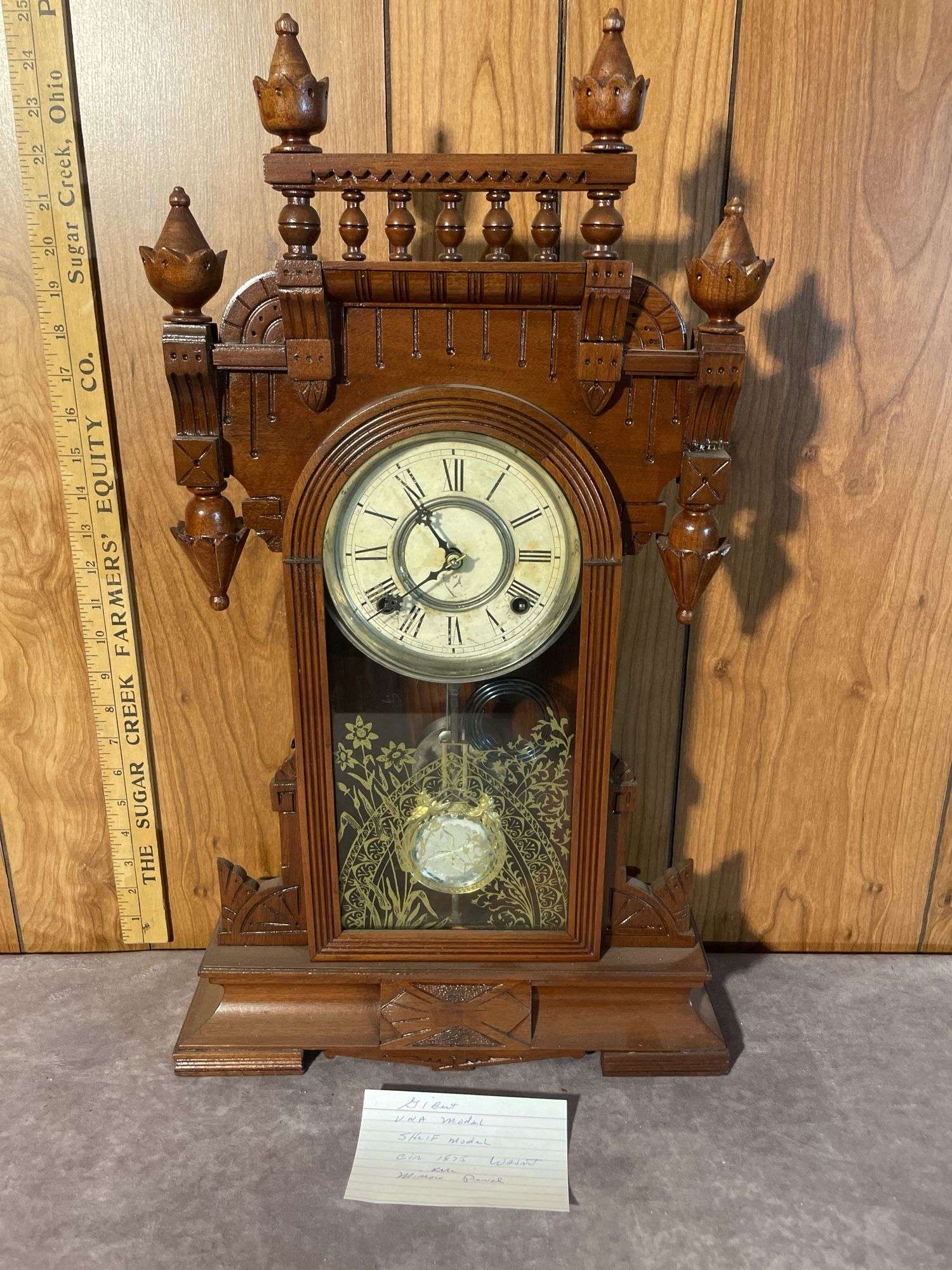 Gilbert walnut mantel clock - Circ 1875 - Kaufman Realty & Auctions