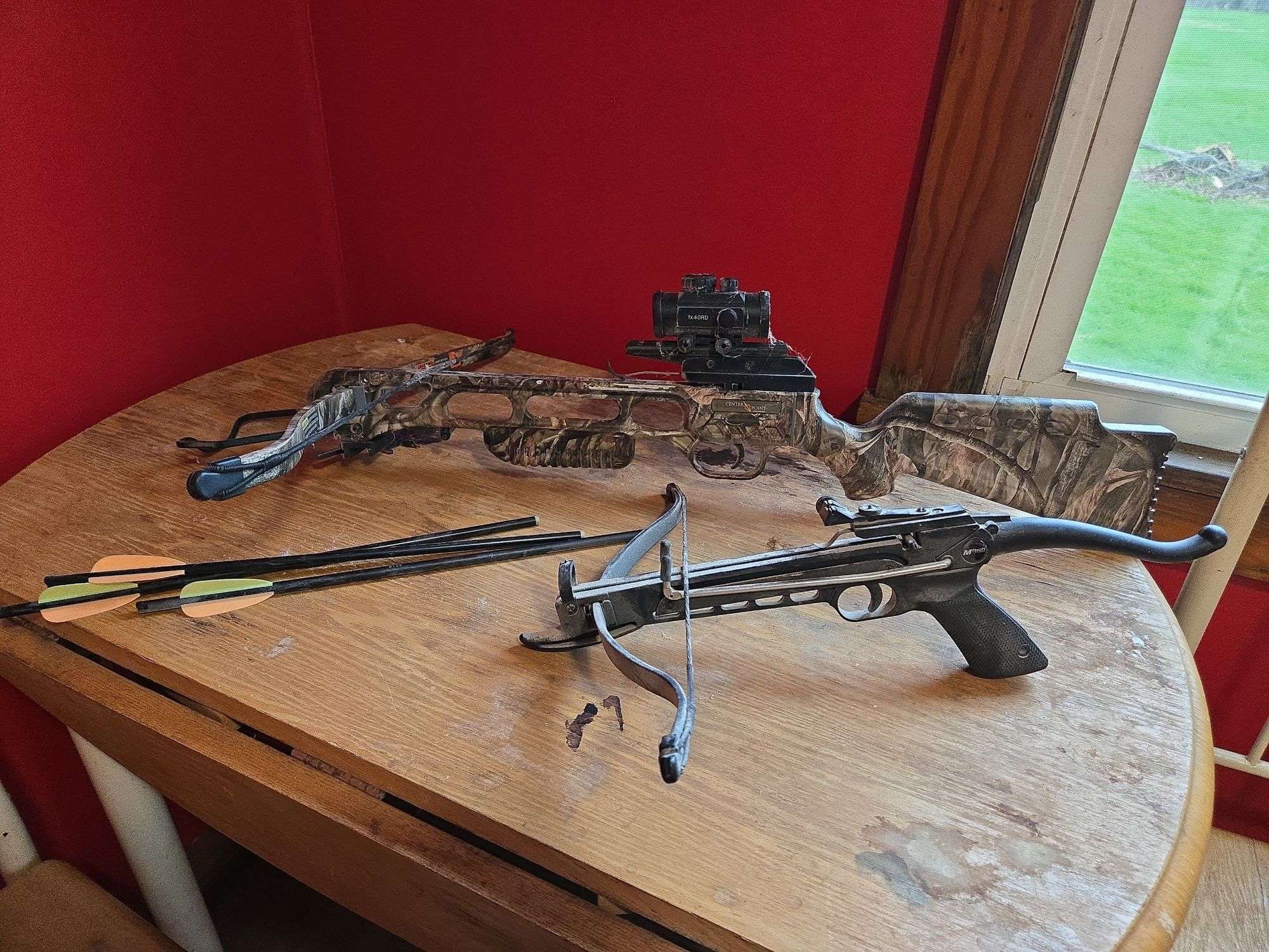 Center Point crossbow & Mtech pistol crossbow - Kaufman Realty & Auctions