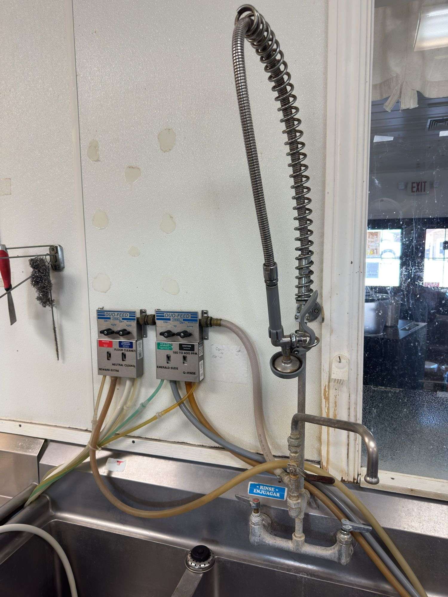 Hand Sprayer Dishwasher Station - Kaufman Realty & Auctions