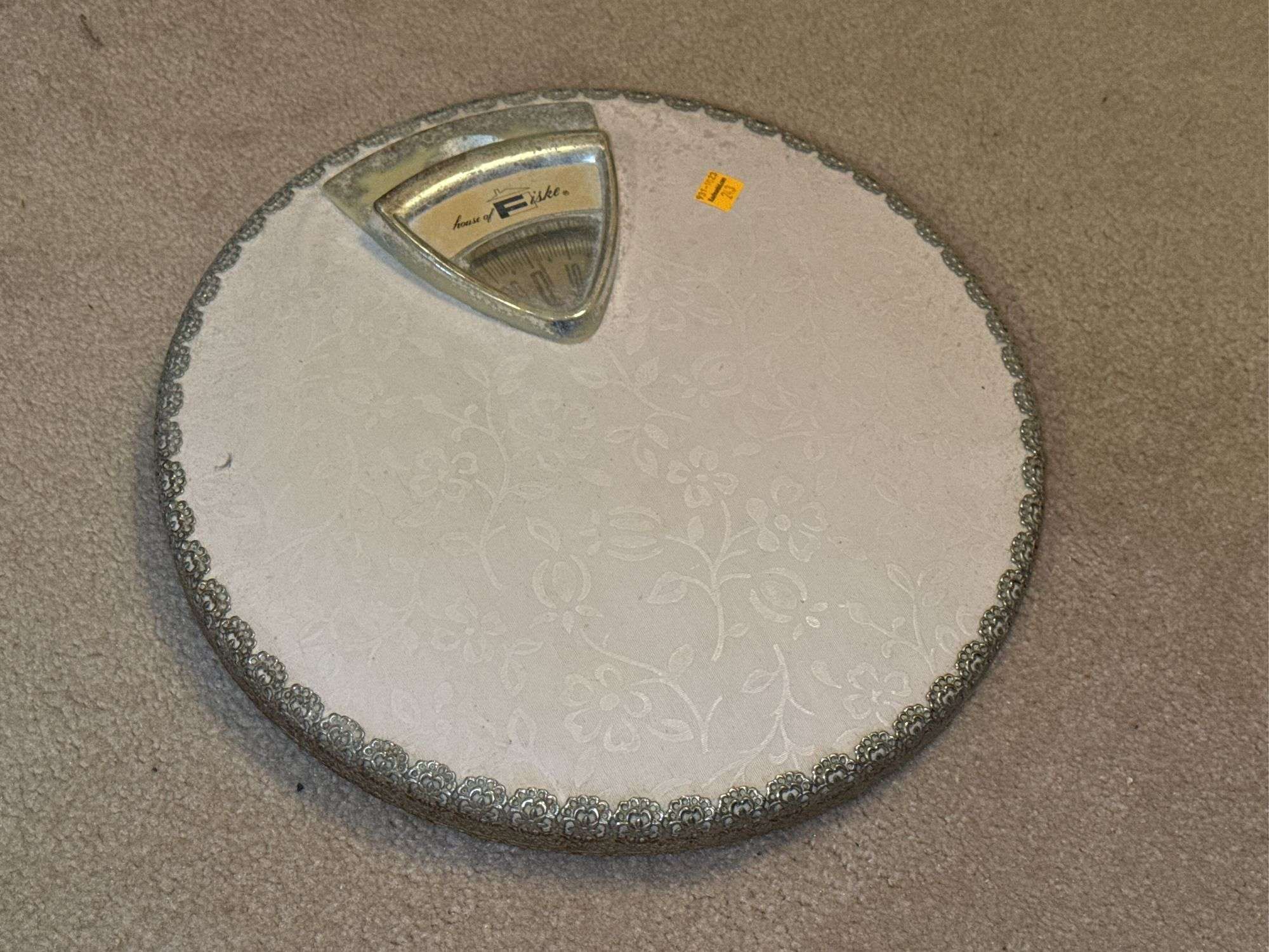 Vintage Bathroom Scale - Kaufman Realty & Auctions