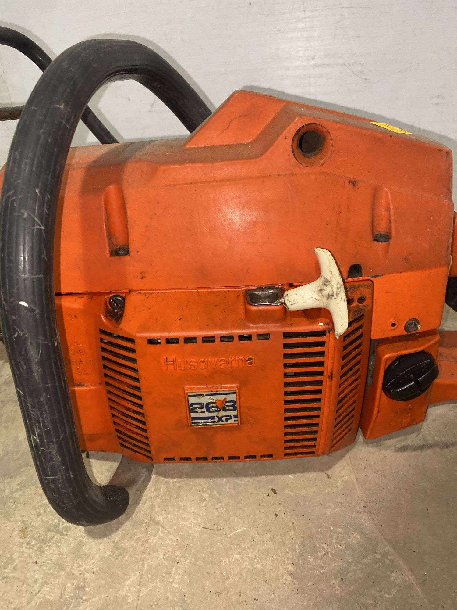 Husqvarna 288 Chainsaw - Kaufman Realty & Auctions