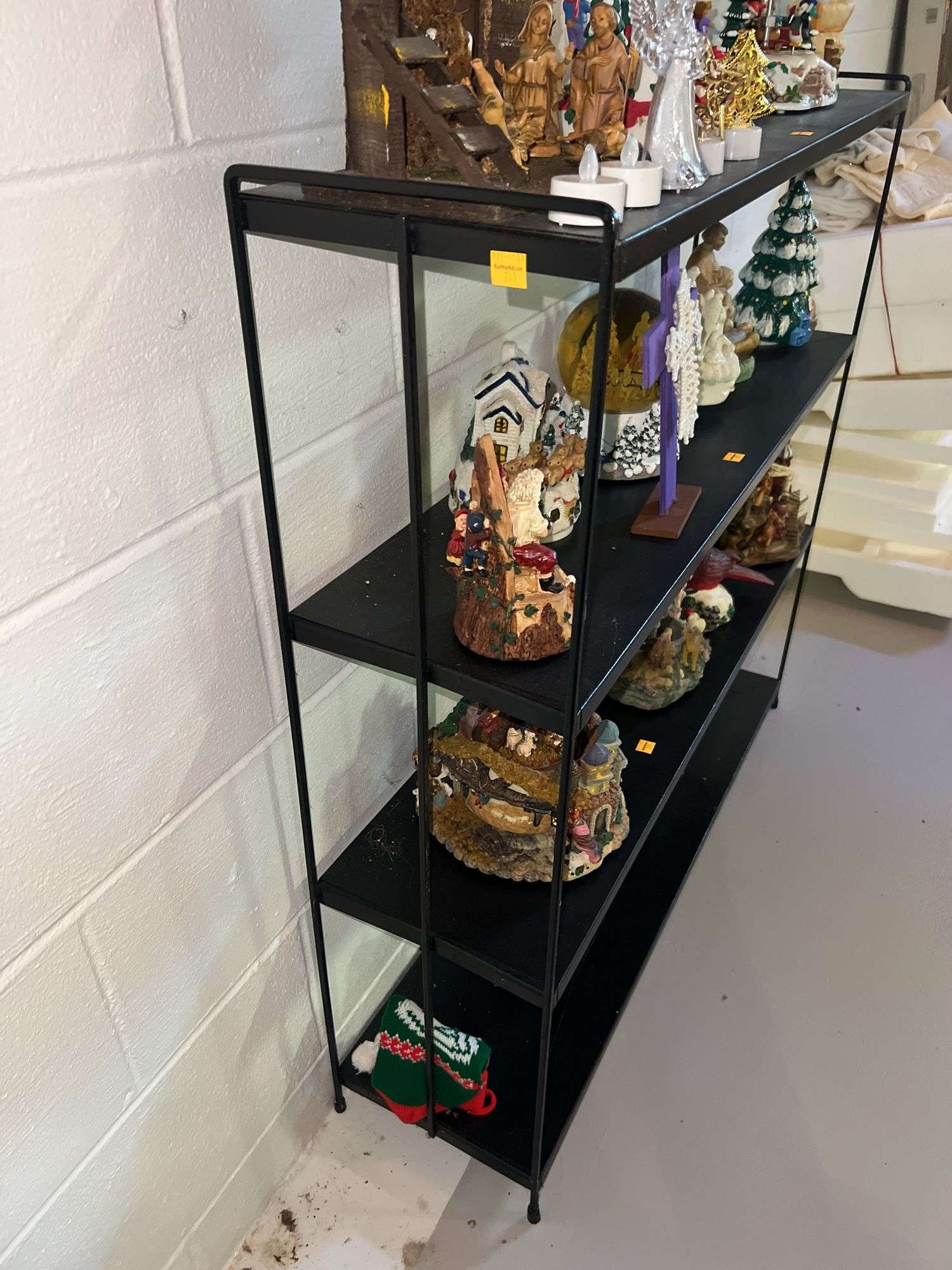 4 Tier Display Rack - Kaufman Realty & Auctions