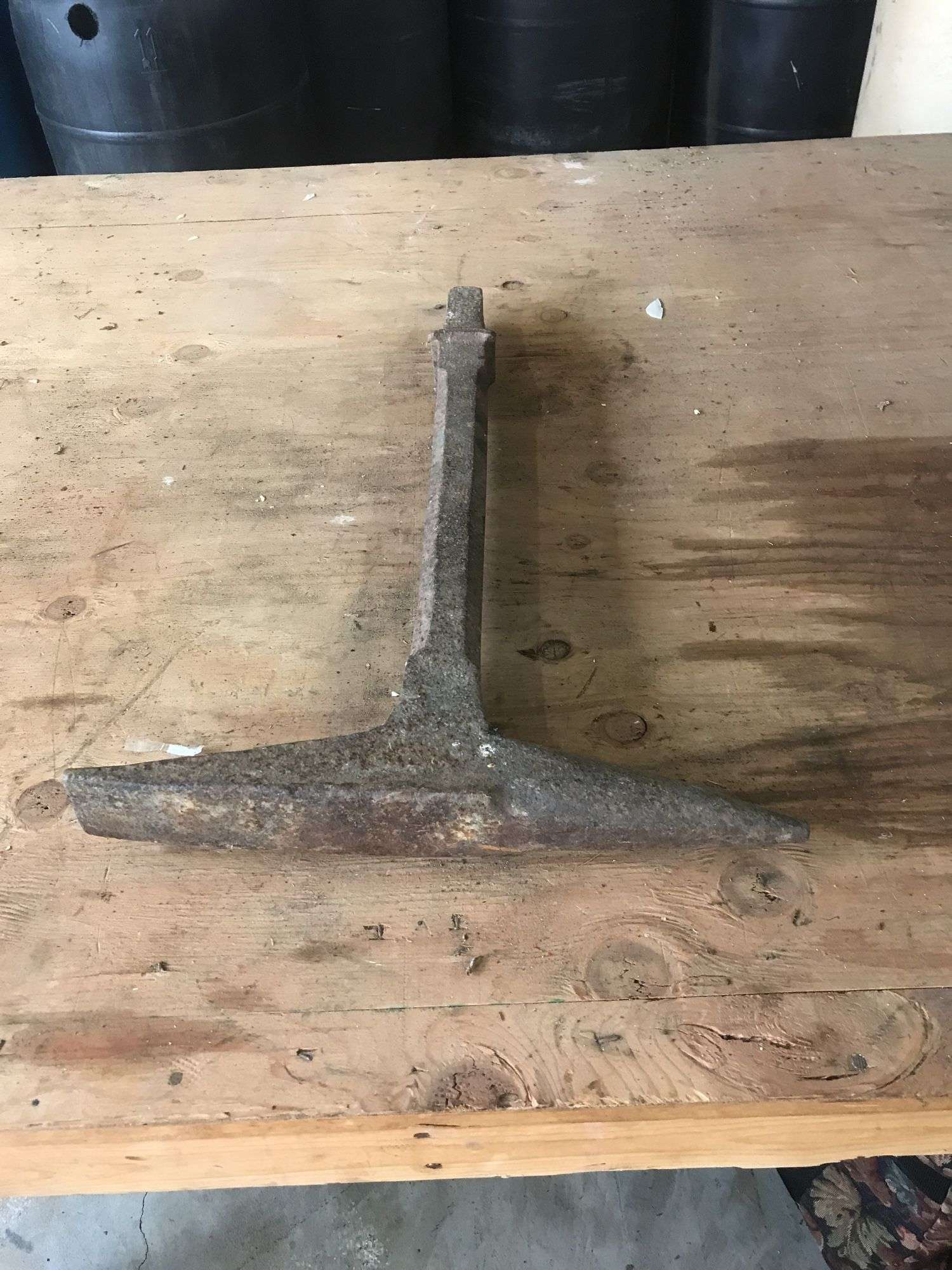 Antique blacksmith stake - Kaufman Realty & Auctions