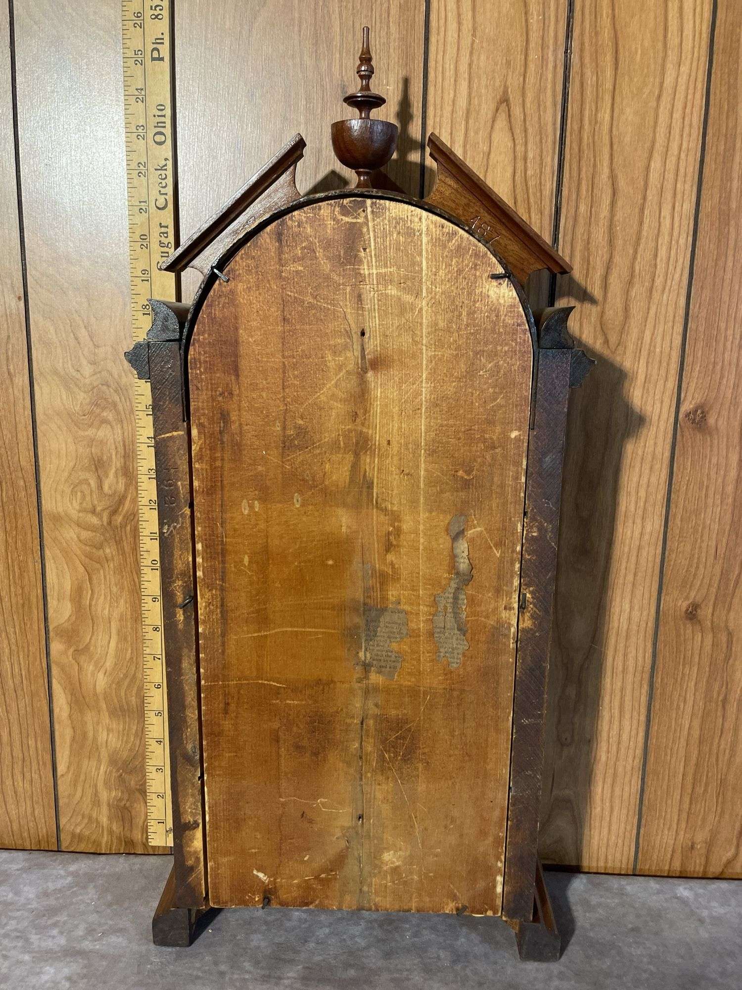 Ithaca calendar mantel clock - Kaufman Realty & Auctions