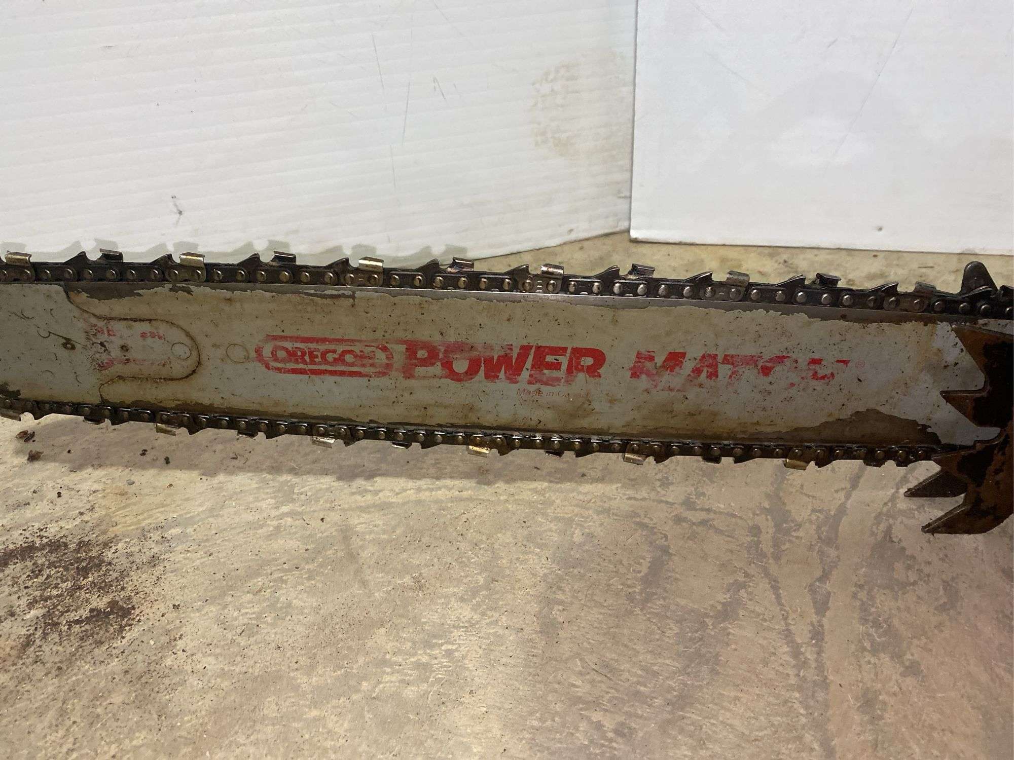 Husqvarna 288 Chainsaw - Kaufman Realty & Auctions