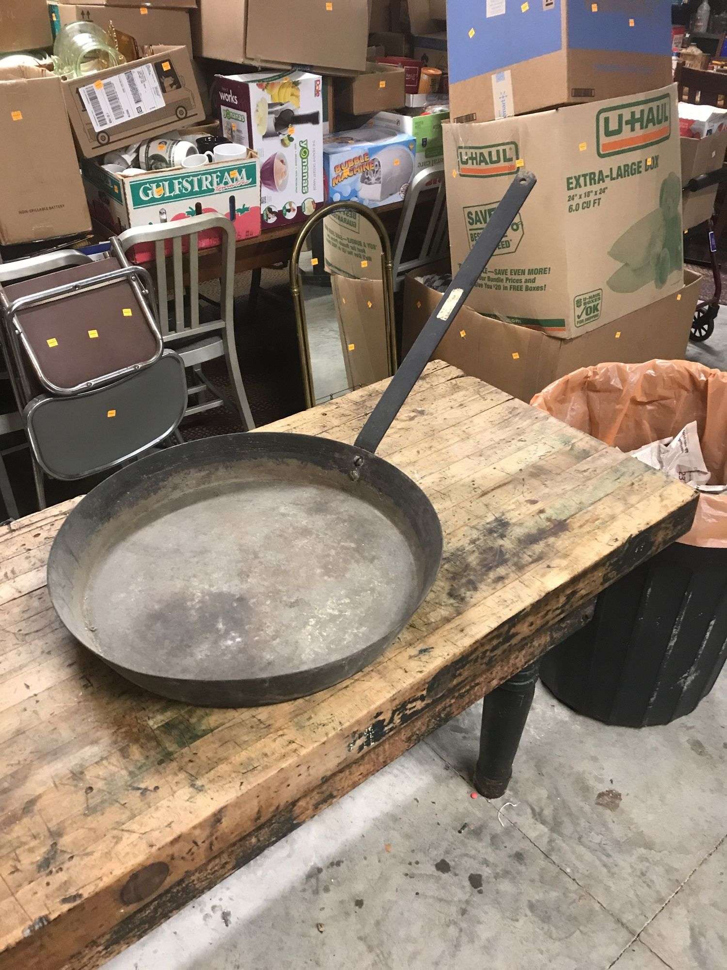 Large Antique Skillet - Kaufman Realty & Auctions