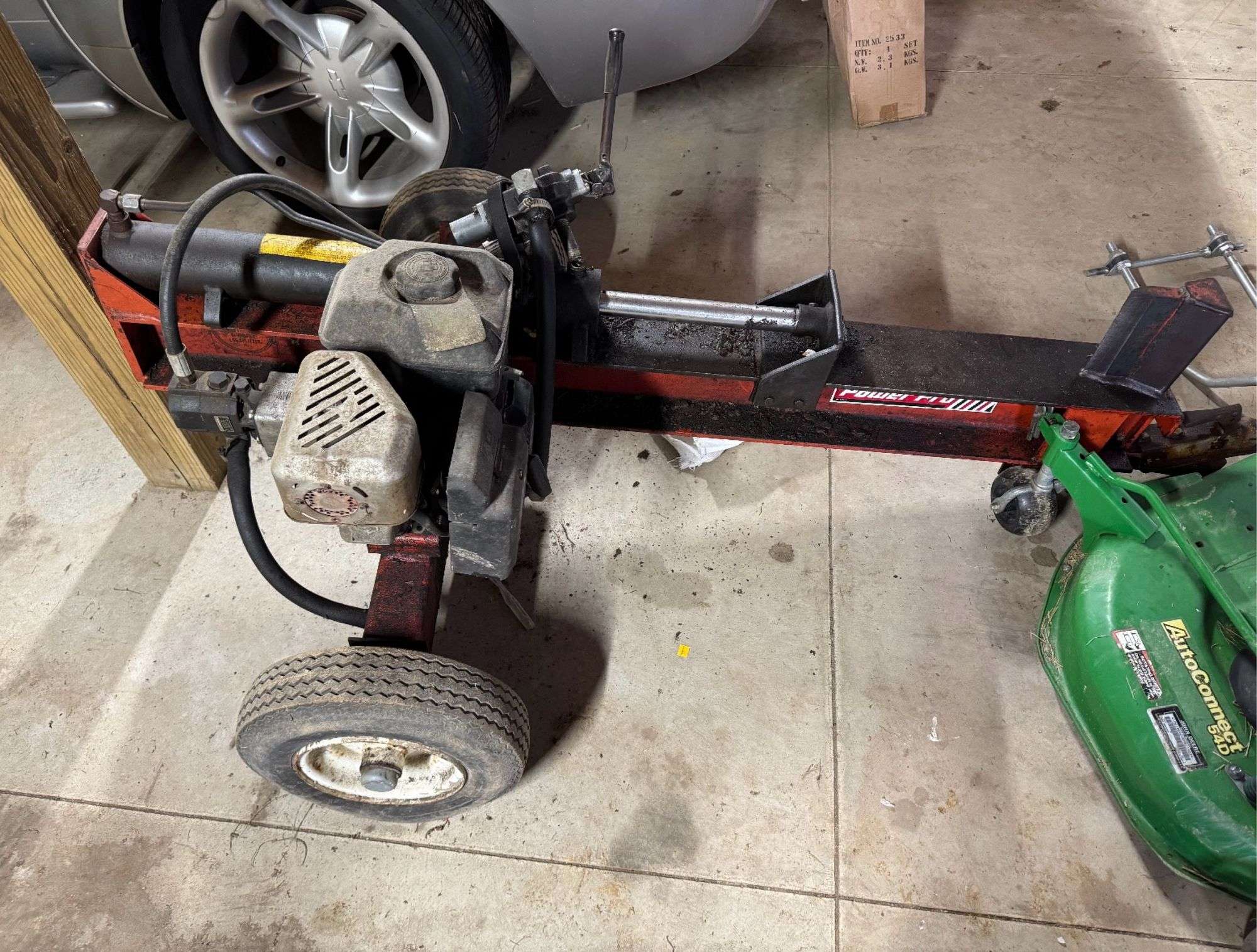 Power Log Splitter - Kaufman Realty & Auctions