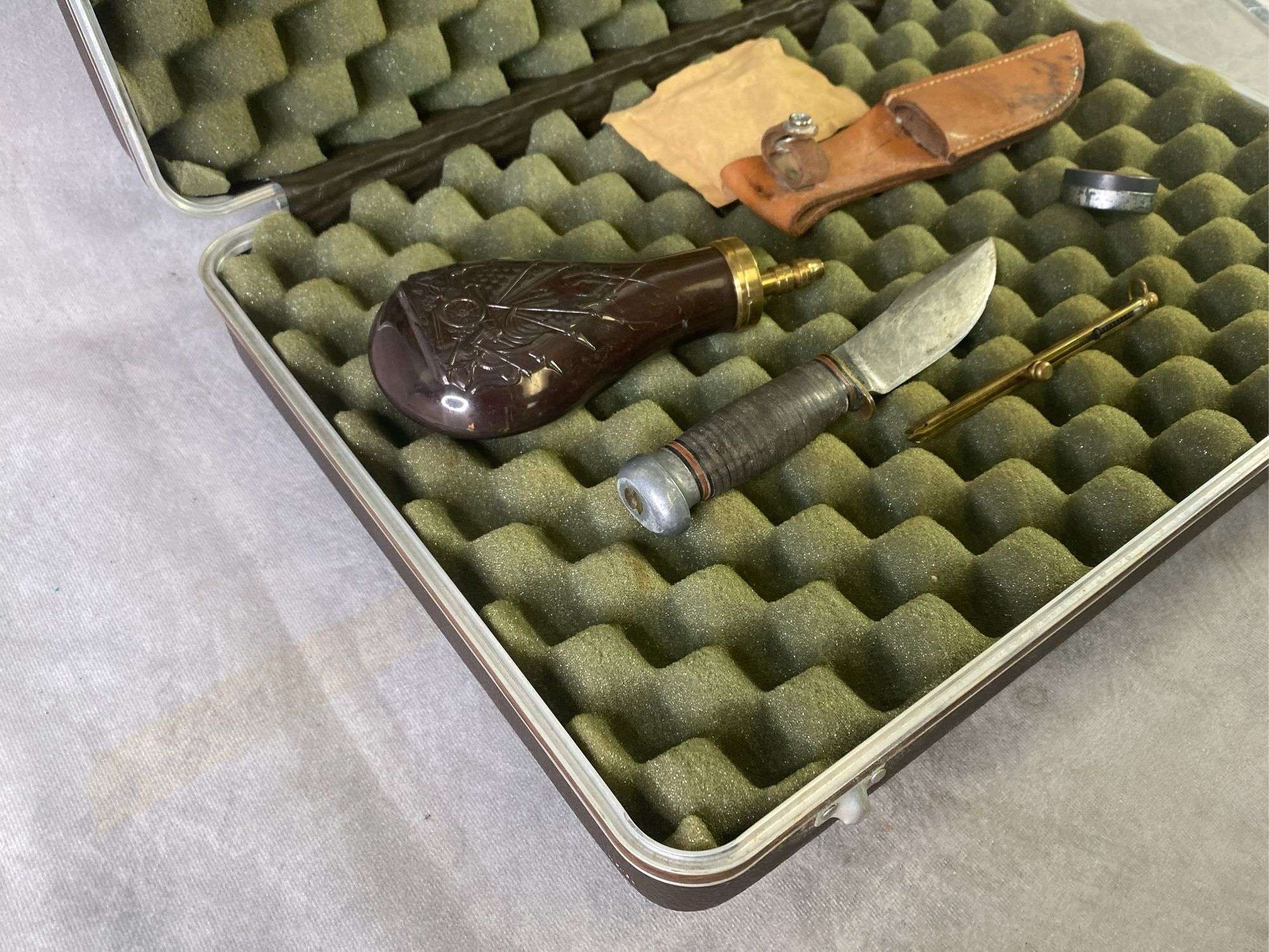 Handgun Case, Marbles Knife, Powder Holder - Kaufman Realty & Auctions