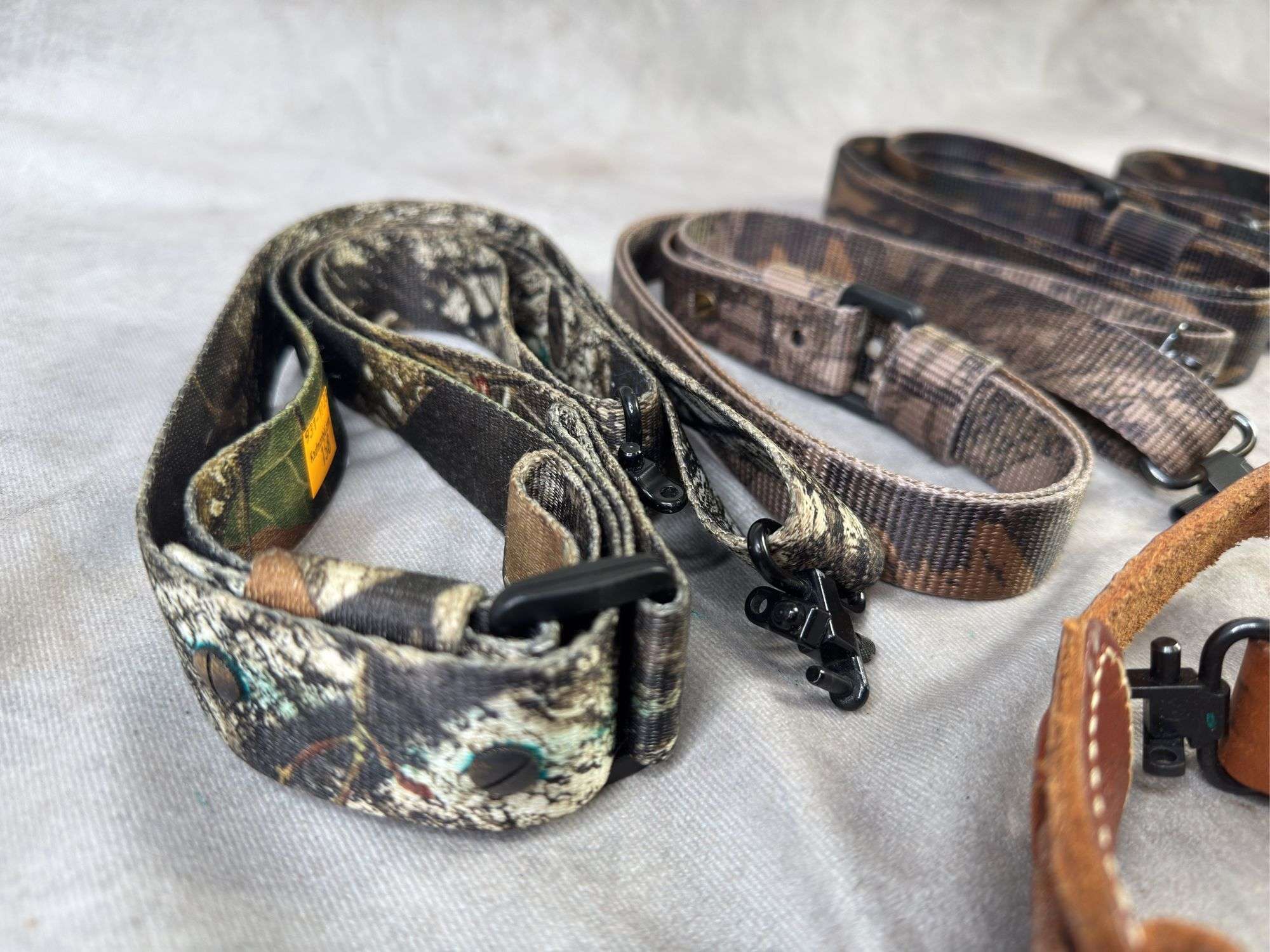 5 Gun Slings - Kaufman Realty & Auctions
