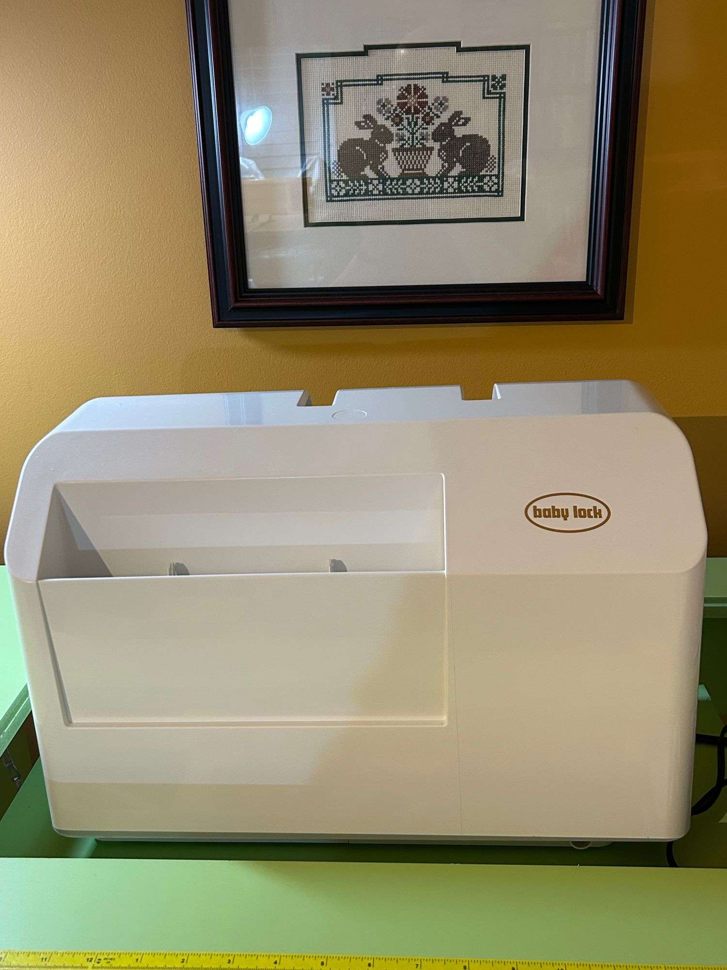 Baby Lock Elizabeth sewing machine. - Kaufman Realty & Auctions