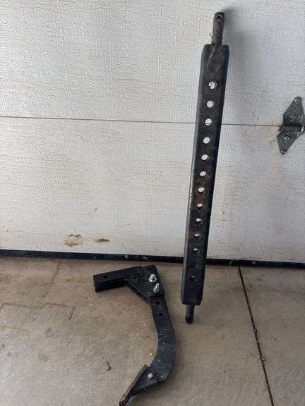 Tractor Lift Bar & Hitch Ripper - Kaufman Realty & Auctions