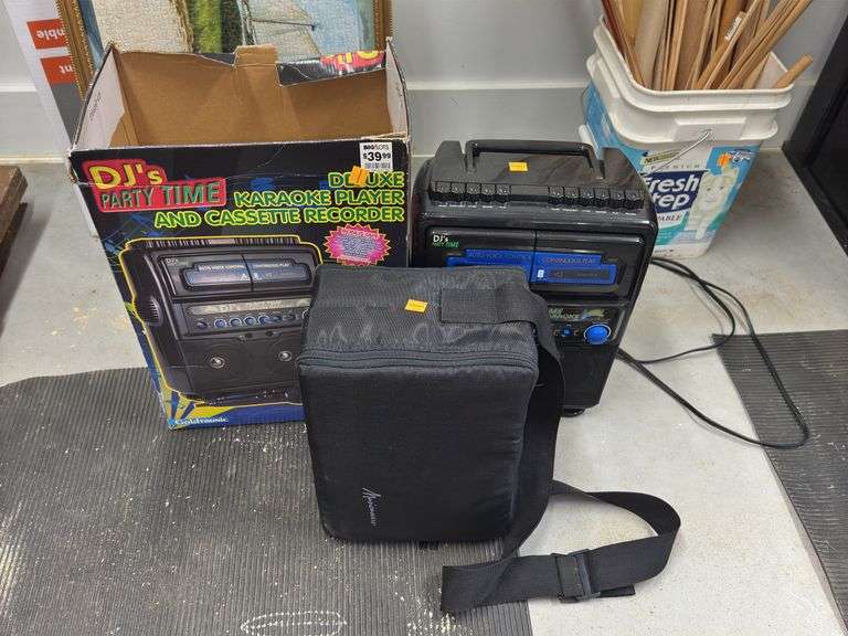 DJ’s Party Time Deluxe Karaoke Player and Cassette Recorder, Case of ...