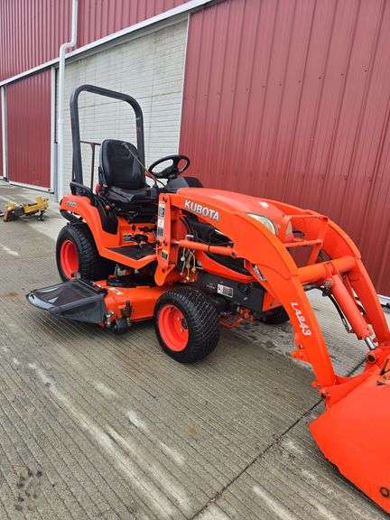 Kubota BX2360, belly mower front-end loader tractor is in good working ...