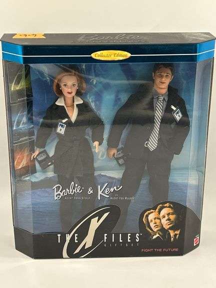 MATTEL BARBIE AND KEN THE X FILES GIFT SET COLLECTOR ED NIB # 19630 ...