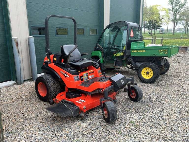 Kubota ZD331 diesel 72 inch meter shows 1237 hours commercial mower ...