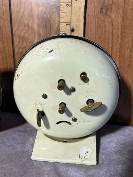 (3) antique alarm clocks - Union Pacific Railroad, Aunt Jemima & Lux ...