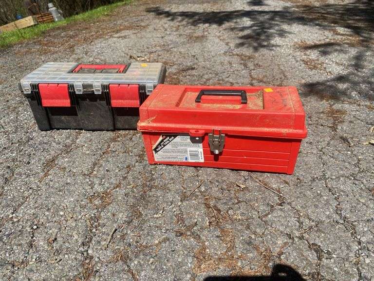 (2) Toolboxes w/ Contents - Kaufman Realty & Auctions