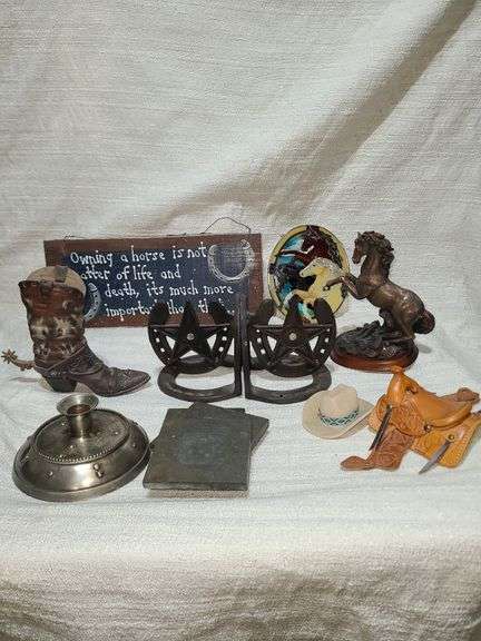 Western Decor, bookends, spur, signs, coasters - Kaufman Realty & Auctions