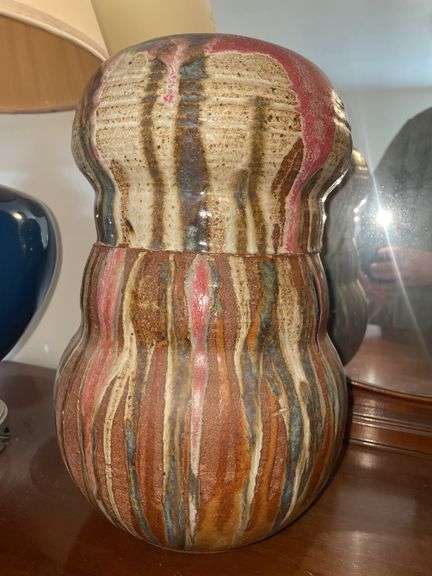 HAND MADE POTTERY WITH LID - Kaufman Realty & Auctions