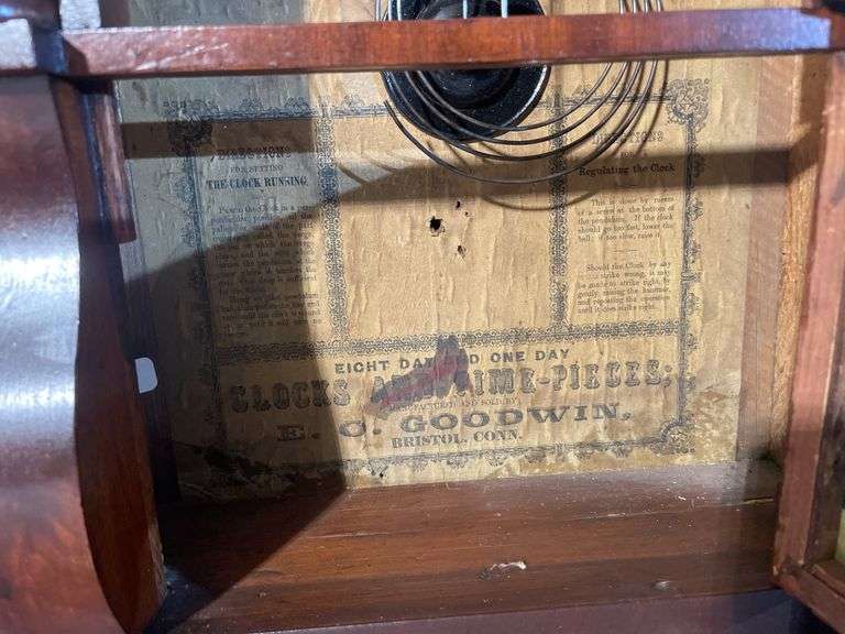 Goodman 8-day rosewood mantel clock - Circ 1860 - Kaufman Realty & Auctions