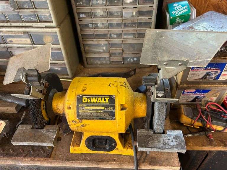 DeWalt Bench Grinder DW756 - Kaufman Realty & Auctions