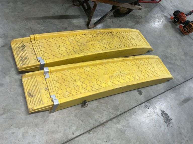 Highland ramps, heavy duty set - Kaufman Realty & Auctions