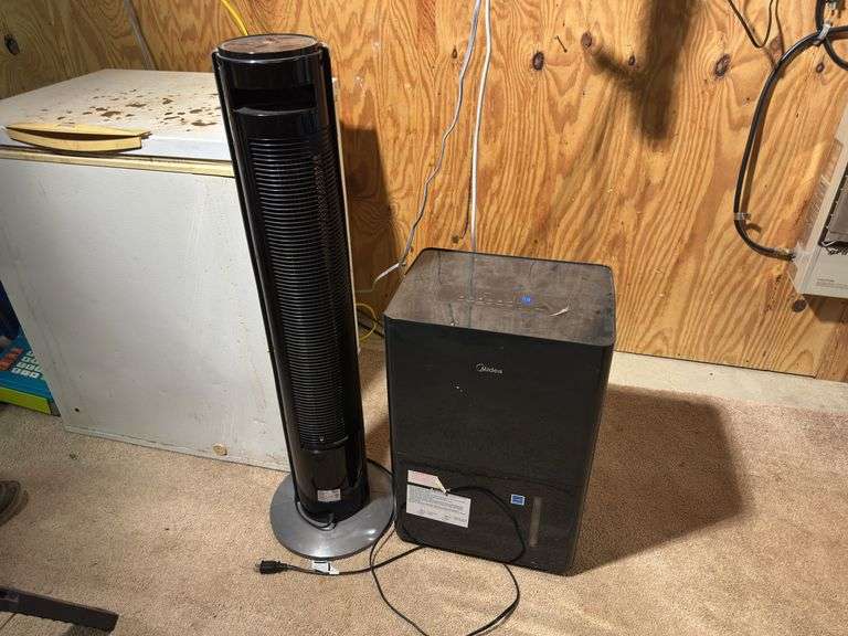Midea air humidifier & tower fan - Kaufman Realty & Auctions