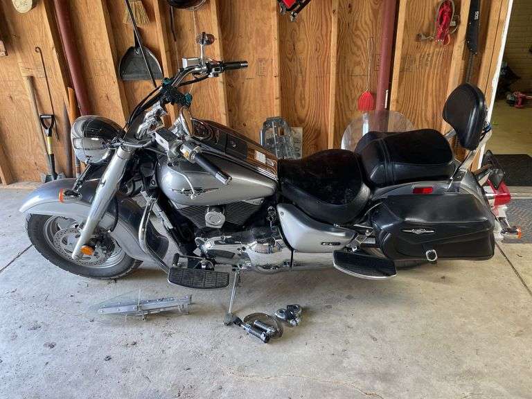2006 Boulevard C90 Motorcycle- Runs Well - Kaufman Realty & Auctions