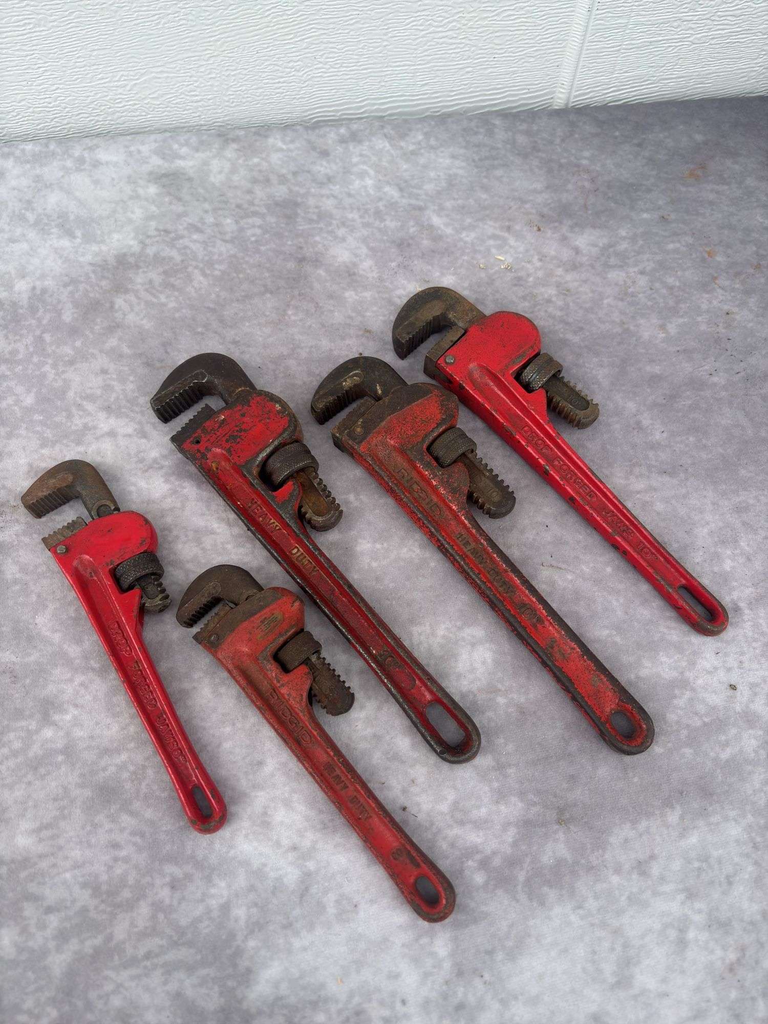 Small Pipe Wrenches-5 - Kaufman Realty & Auctions