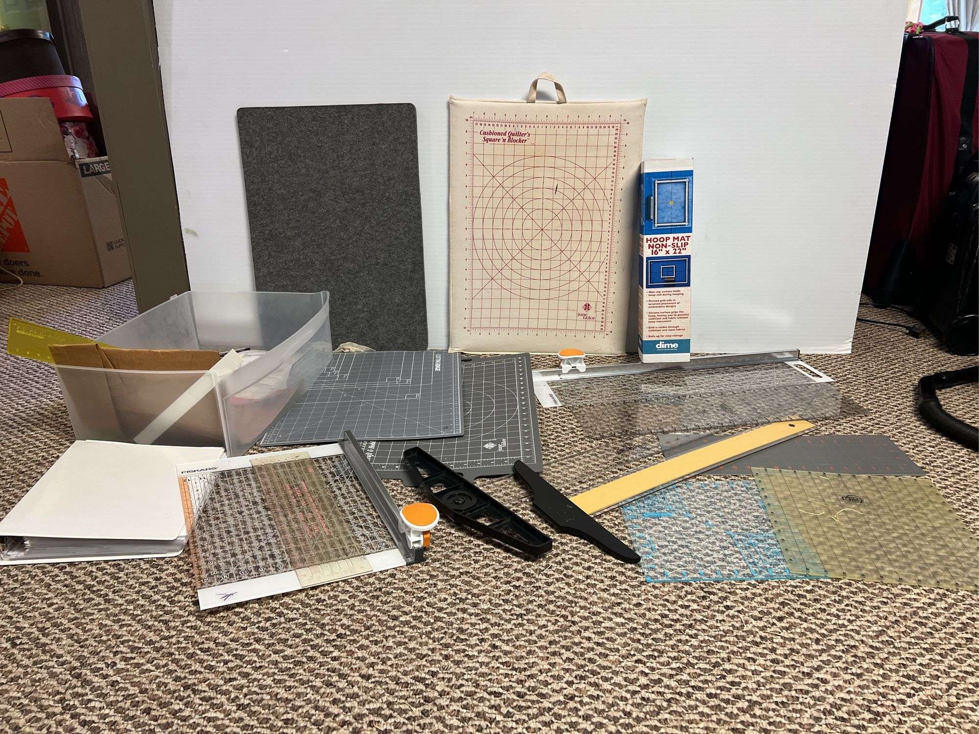 Cutting boards, rulers, & misc - Kaufman Realty & Auctions