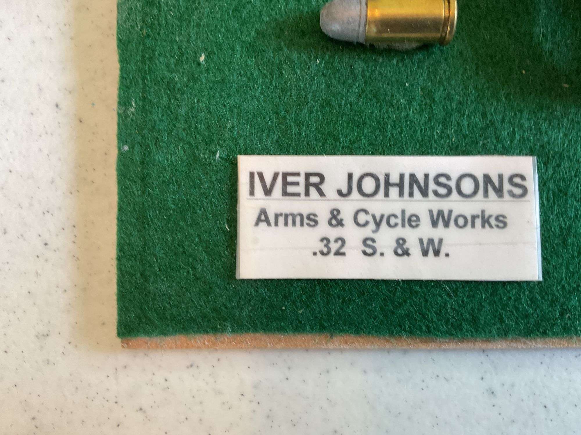 IVER JOHNSON HAMMERLESS .38 REVOLVER - Kaufman Realty & Auctions