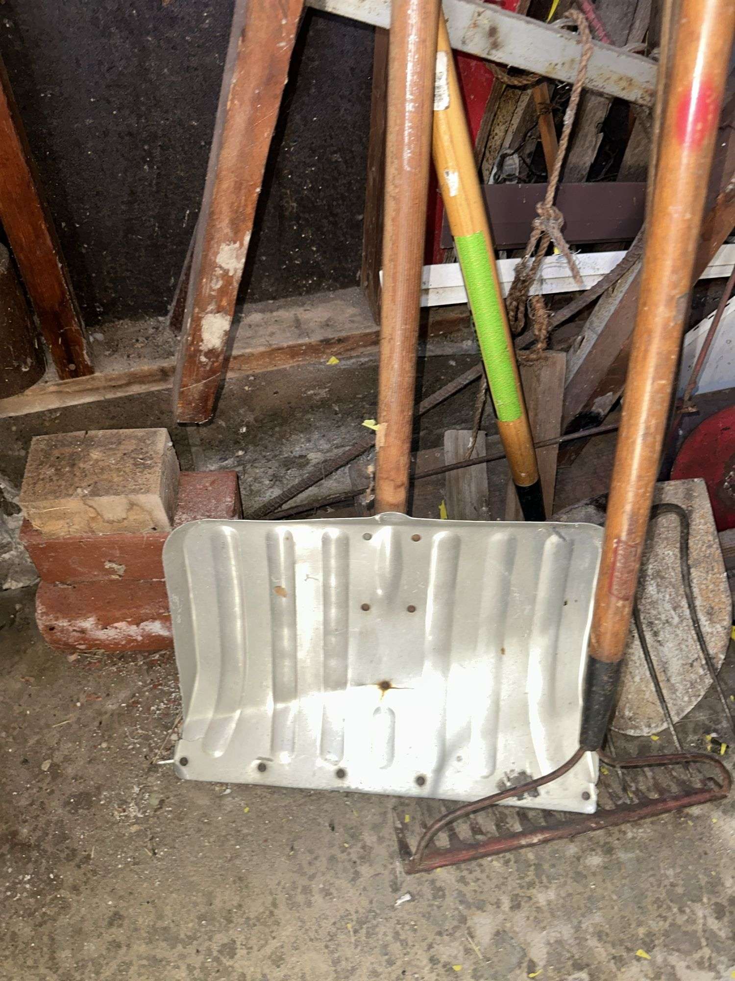 VARIETY OF YARD TOOLS, RAKE, SHOVELS, PITCH FORK, HOE, SNOW SHOVEL ...