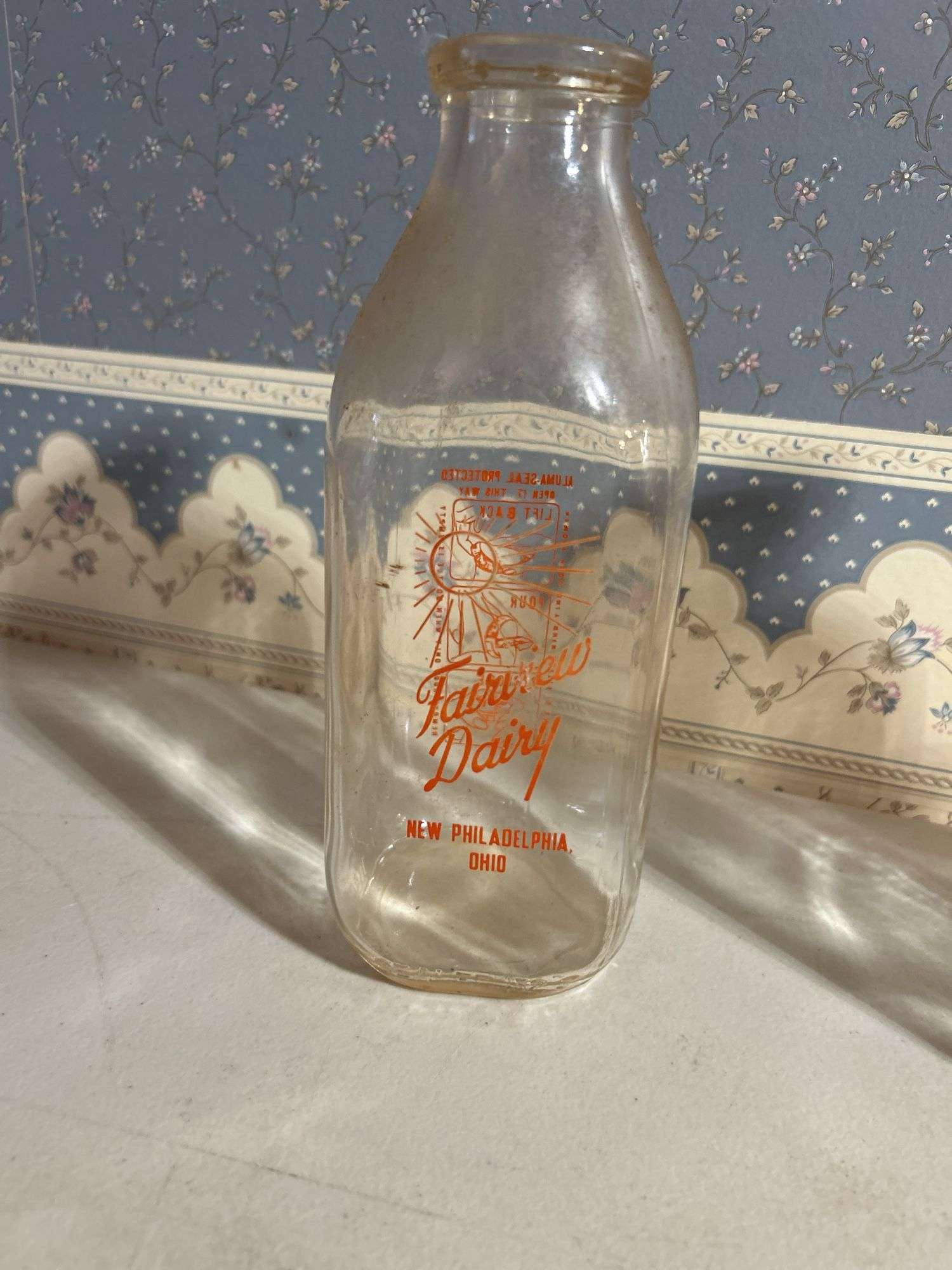 (4) milk bottles - Fairview Dairy, Gasser Dairy, and (2) Cappeldale ...