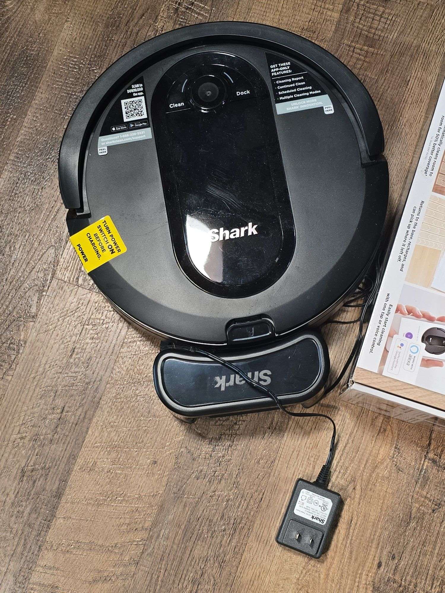 SHARK ROBOT SWEEPER - Kaufman Realty & Auctions