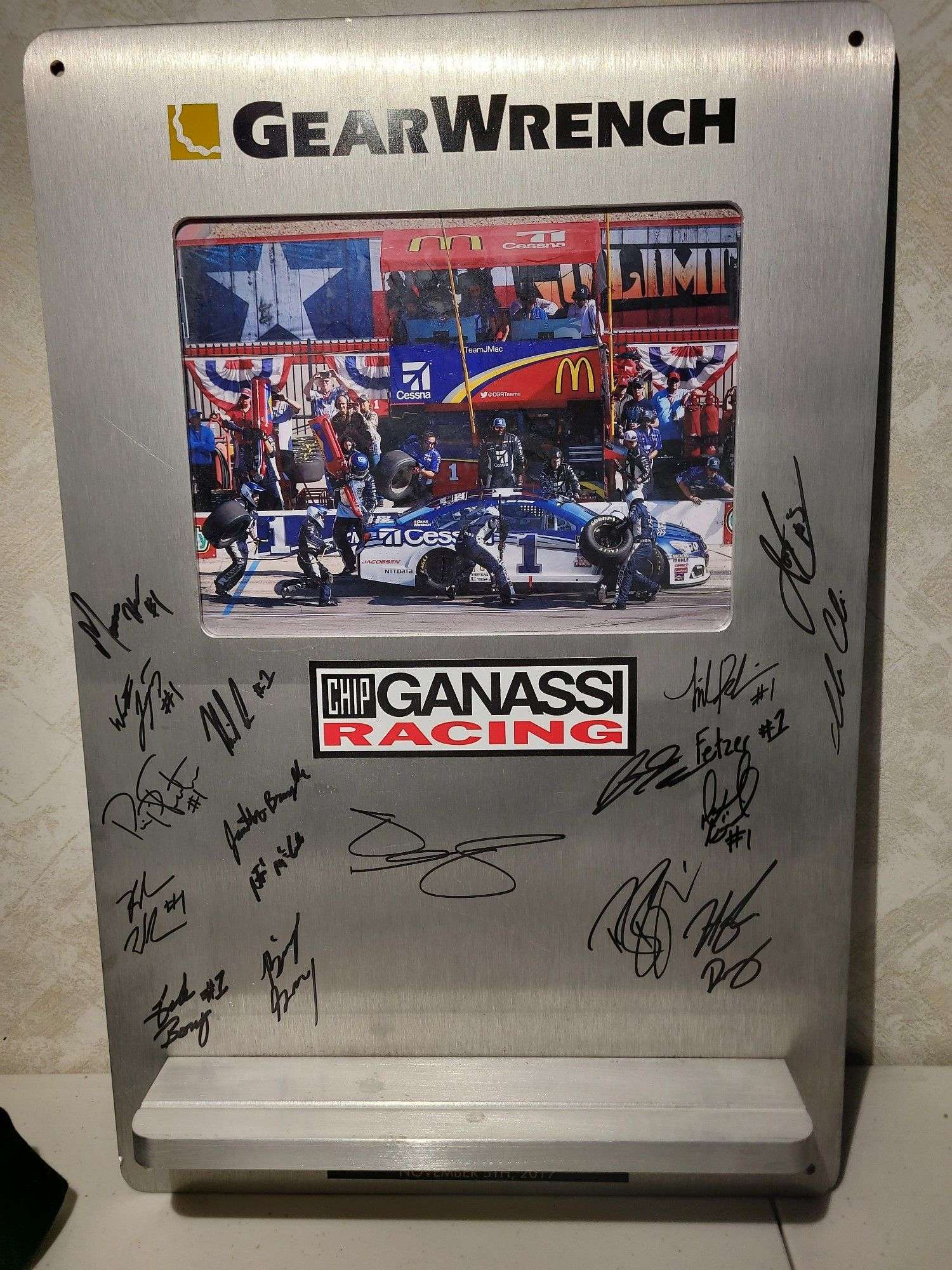GEAR WRENCH AUTOGRAPHED RACING PHOTO BY JAMIE McMURRAY & PIT CREW+ RATCHET WITH MOUNTING GEAR ...